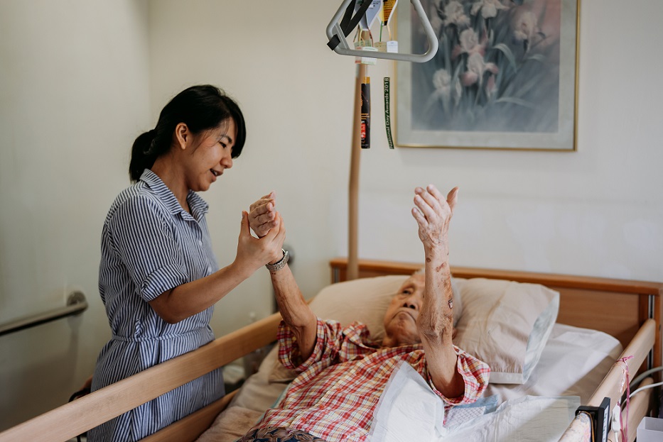 A Day in the Life of a Palliative Care Doctor - HCA Hospice